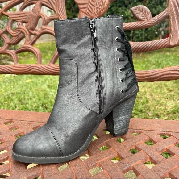 Adam Tucker | Shoes | Adam Tucker Me Too Peru 4 Charcoal Grey Leather ...